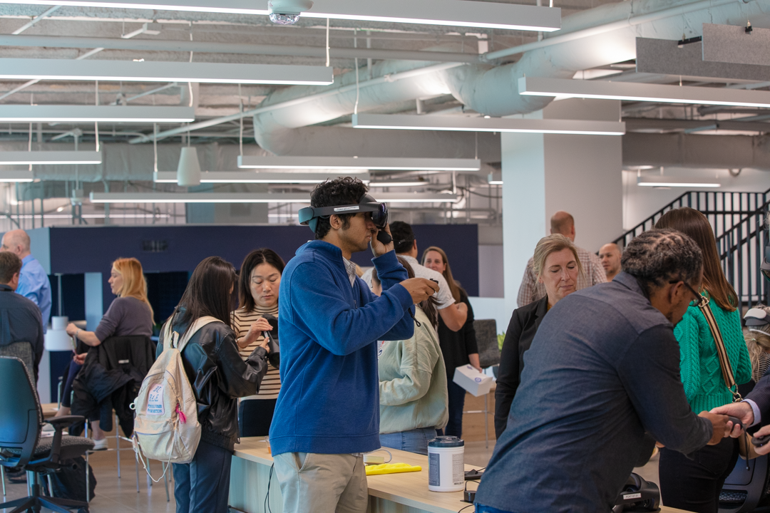 Virtually limitless: How can you work smarter with AR/VR technology ...